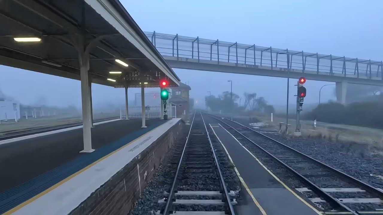 Victoria train cab ride in austreliye - YouTube