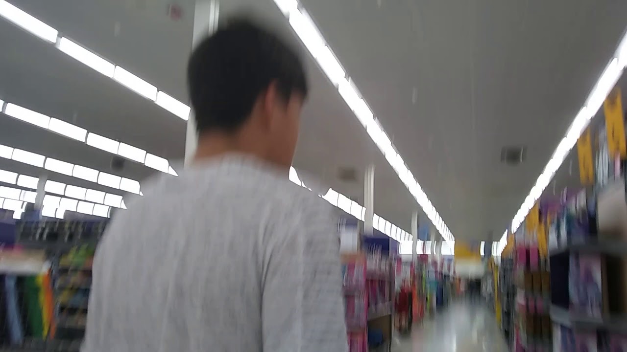 Kid rages in Walmart part 3🤦 - YouTube