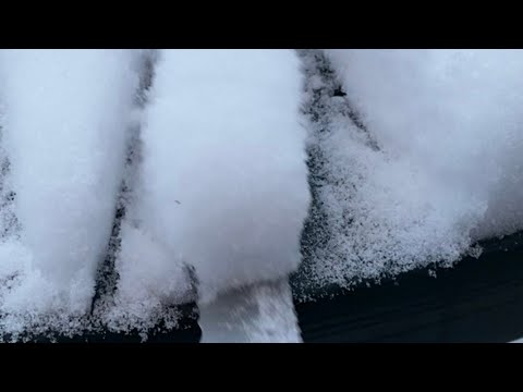 Snow Slice ASMR #winter #snow #slicing #asmr #satisfying - YouTube