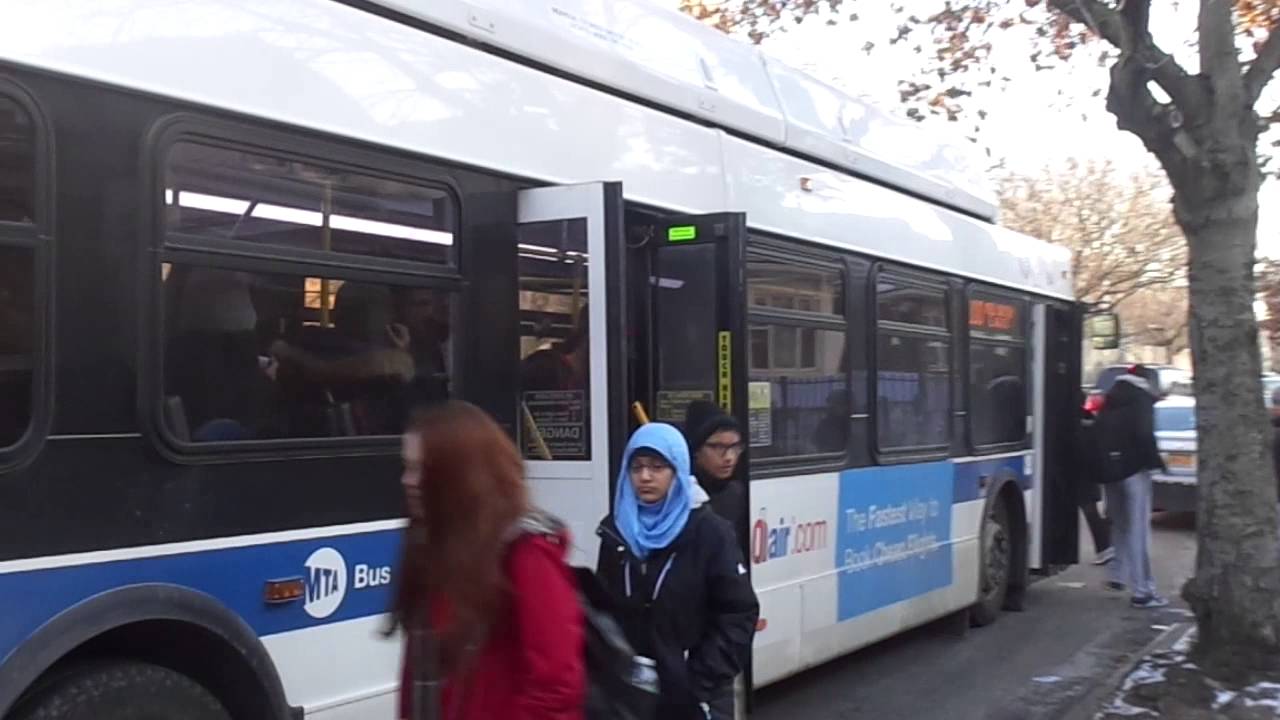 MTA NYCT B100 City Bus - December 19, 2013 - YouTube