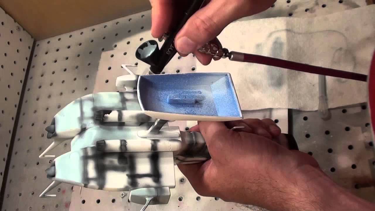 Desslok's Command Cruiser: Giving her color! - YouTube