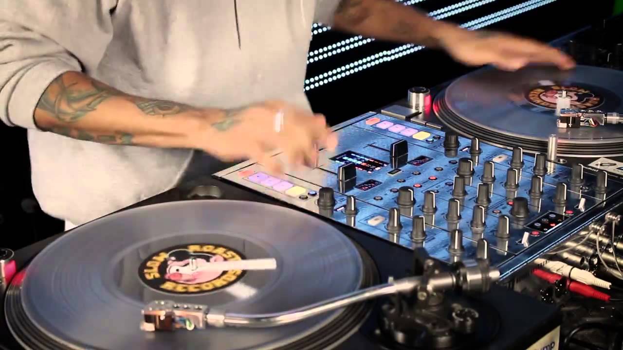 NOW THIS IS REAL DJING (IN THE MIX ROUTINE) CRAZE - YouTube