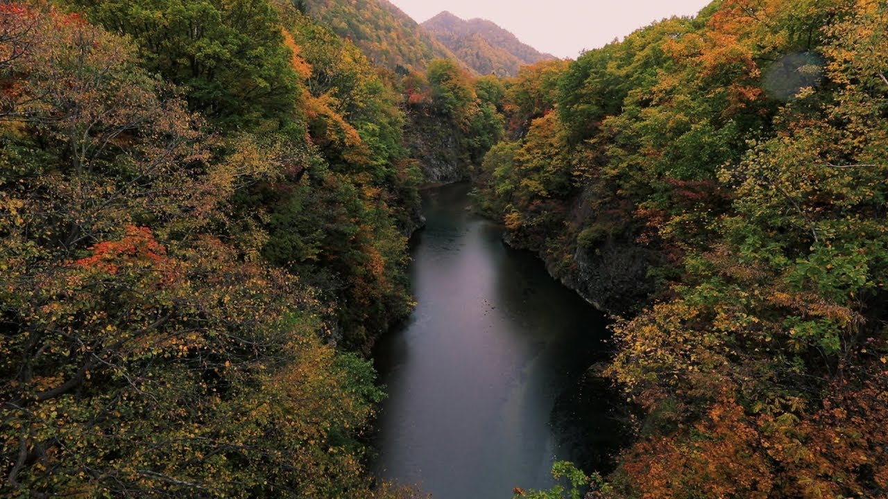 Epic Autumn Landscapes of Jozankei (Sapporo, Hokkaido) - YouTube