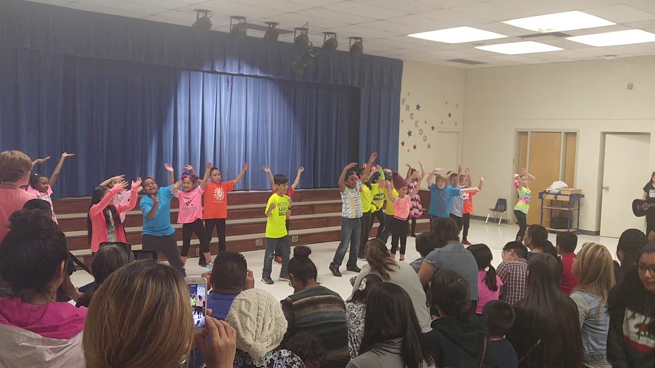 Dylan's 3rd grade performance - YouTube