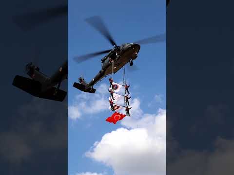 Jandarma Gösteri Timi helikopter gösterisi. Şanlıurfa. Ali Şekeroğlu