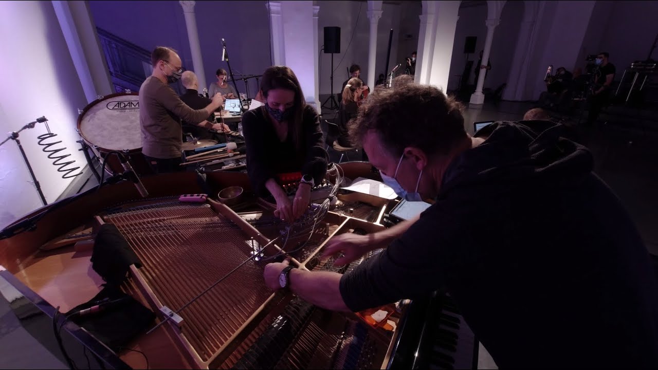 Clara Iannotta: Eclipse Plumage (2019) – 30 Jahre Klangwerkstatt Berlin ...