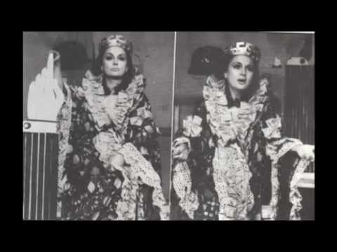 ΣΜΑΡΟΥΛΑ ΓΙΟΥΛΗ ΜΙΑ ΖΩΗ ΘΕΑΤΡΙΝΑ - YouTube