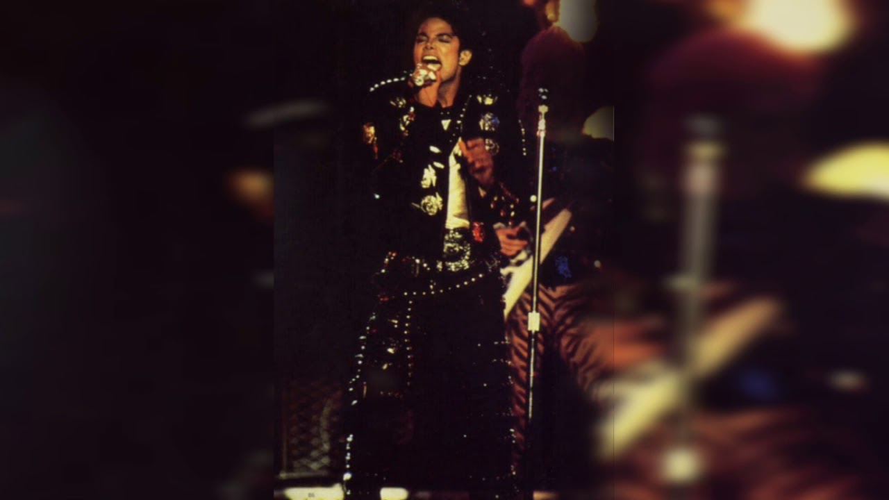 Michael Jackson moonwalker tour dstyge ( first leg) - YouTube