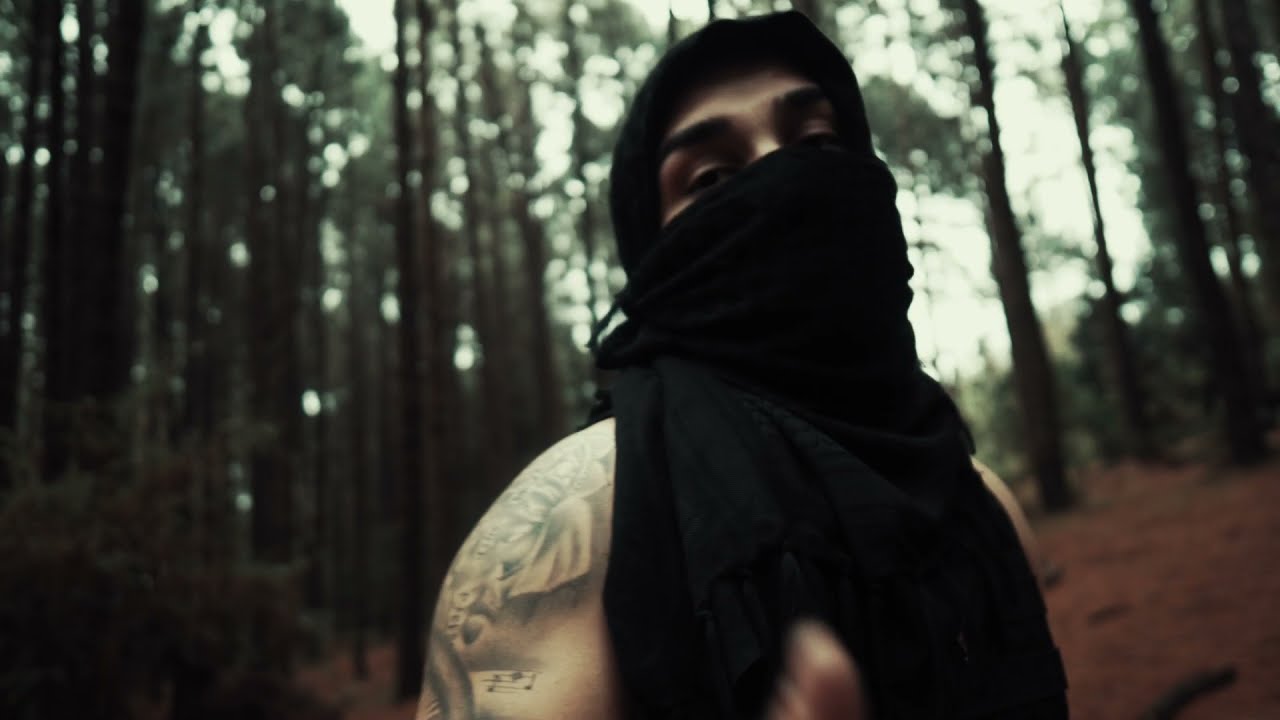 Caleb Rs - Madre Perdoname [Official Video] - YouTube