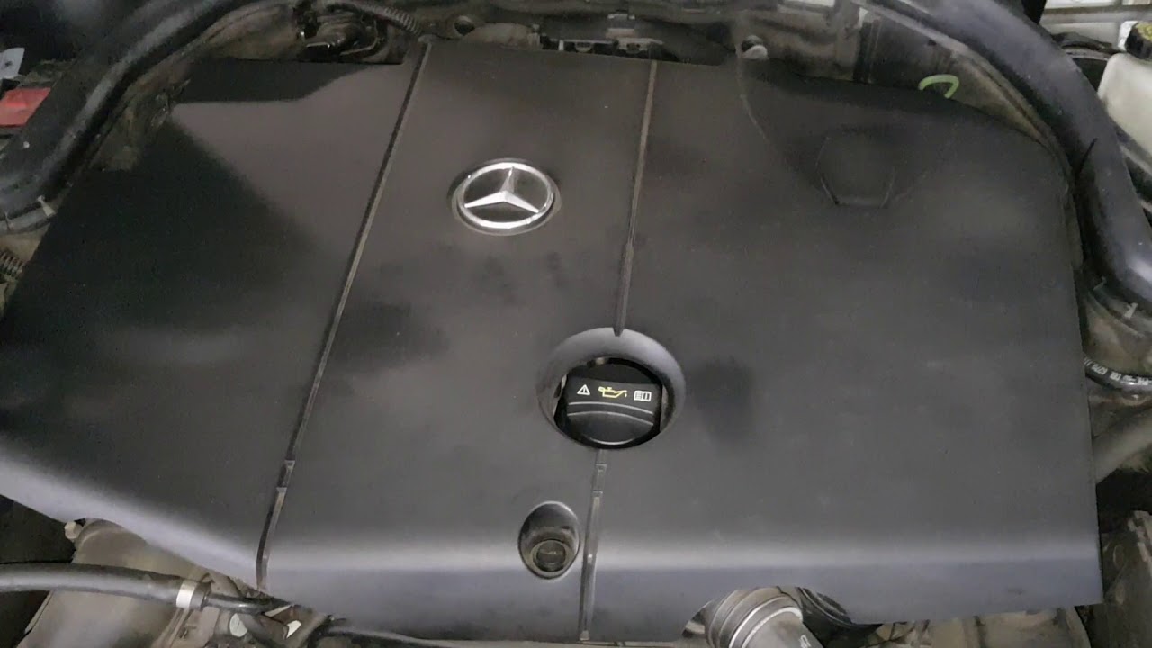 Mercedes c250 cdi w204 engine sound - YouTube