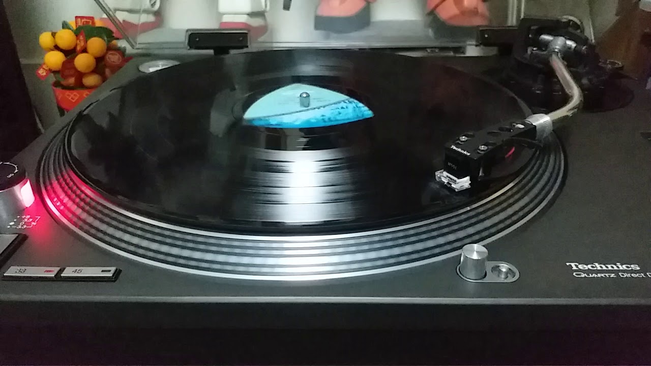Technics SL-1200 MK3 - YouTube