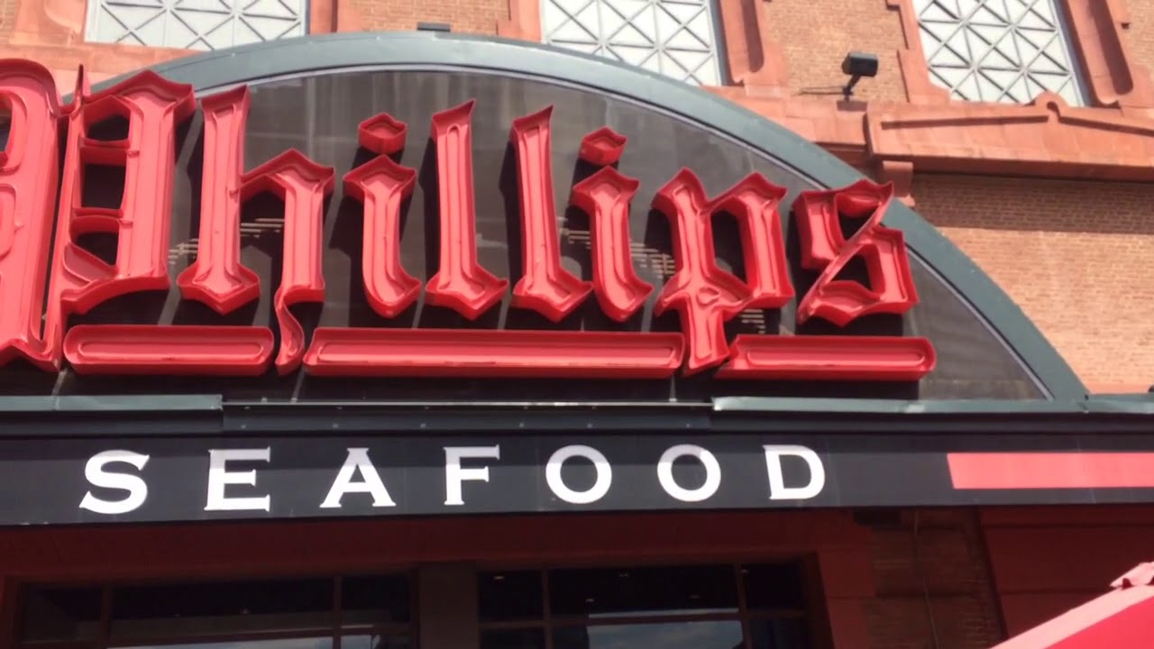 Phillips Seafood at Baltimore Harbor @phillipsseafood - YouTube
