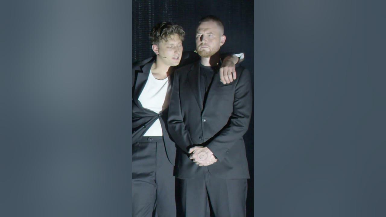 David Thaxton in Sunset Blvd. on Broadway - YouTube