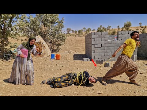 A Tumultuous Life:Will the villainous first wife succeed in destroying the land purchase agreement?‌