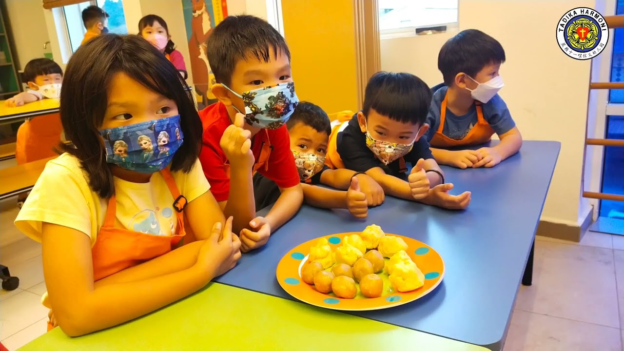 Tadika Harmoni 我们的月亮一定圆 - YouTube