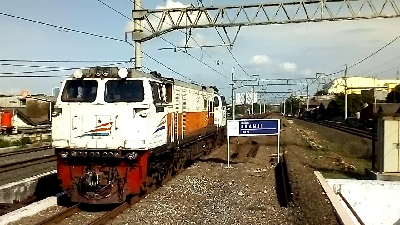 CC206 with Flatcar, February 23, 2020 - YouTube