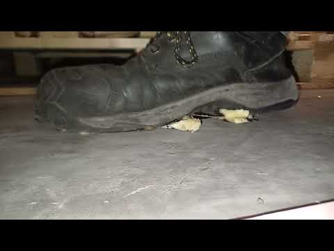 Slow Motion Banana Stomp and Trample 👣👣 - YouTube