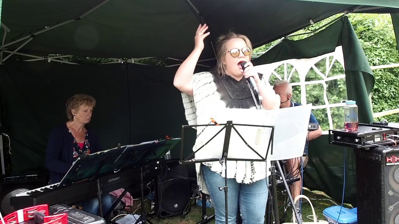 Natalie Goodacre Trio - YouTube