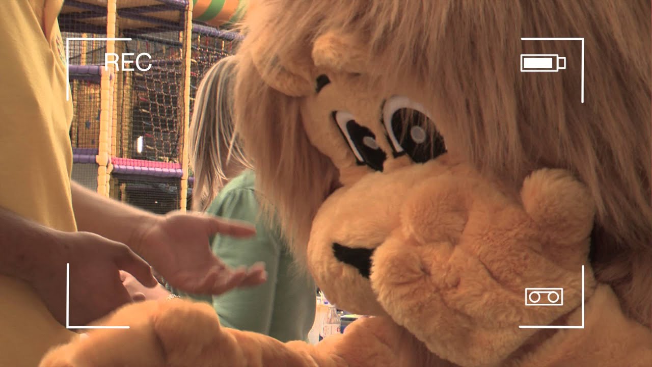 The Fun Factory Rochford - Leo The Lion Mascot - YouTube