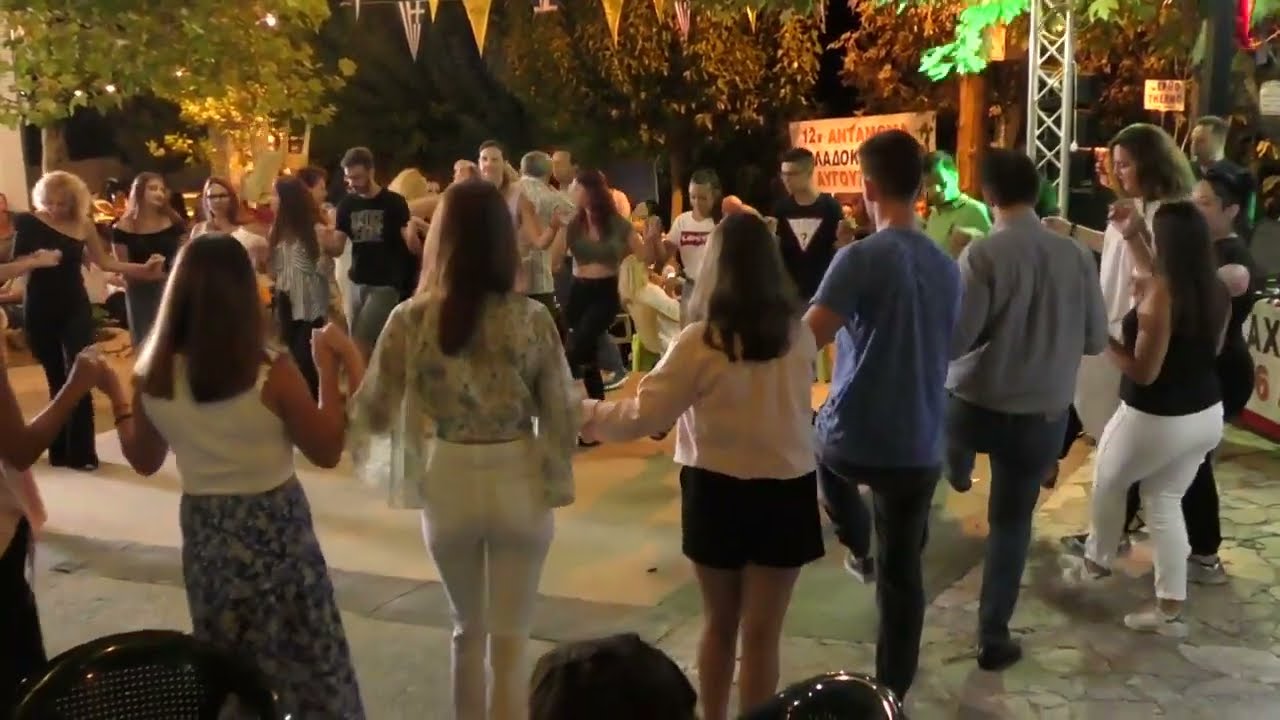 ΠΑΝΗΓΥΡΙ ΣΤΟ ΟΡΕΙΝΟ ΧΩΡΙΟ ΠΛΗΘΟΣ ΝΕΟΛΑΙΑ ΜΕ ΜΟΝΑΔΙΚΑ ΦΗΜΙΣΜΕΝΑ ΔΗΜΟΤΙΚΑ