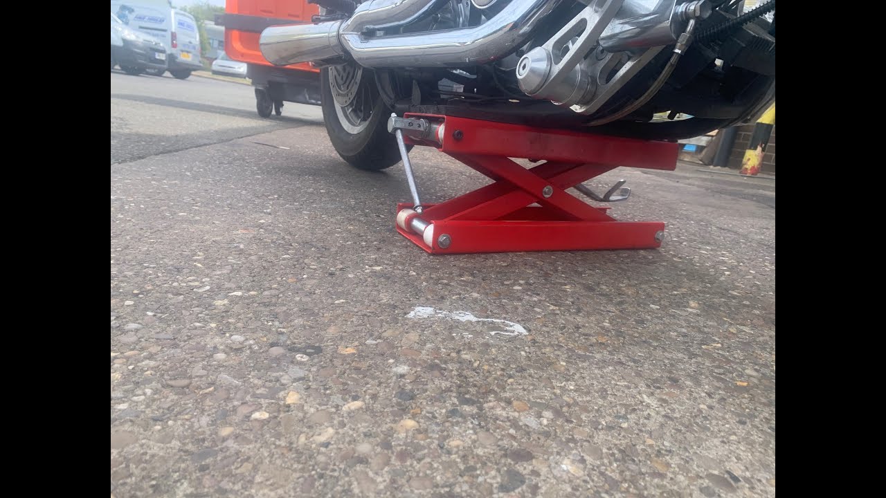 Motorcycle mini lift B2 products Holland Harley Davidson cruiser ...