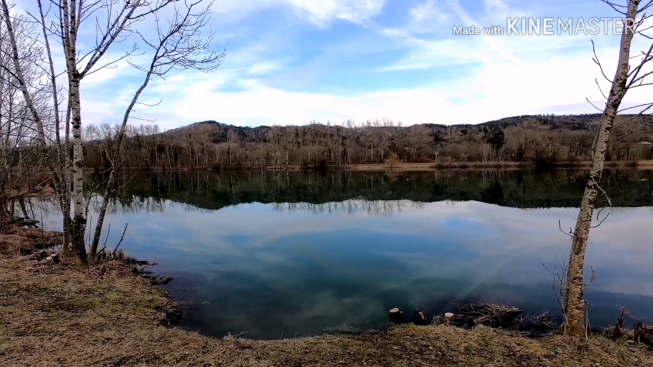 Burkwanger Baggersee, Germany. Lake mirroring. - YouTube