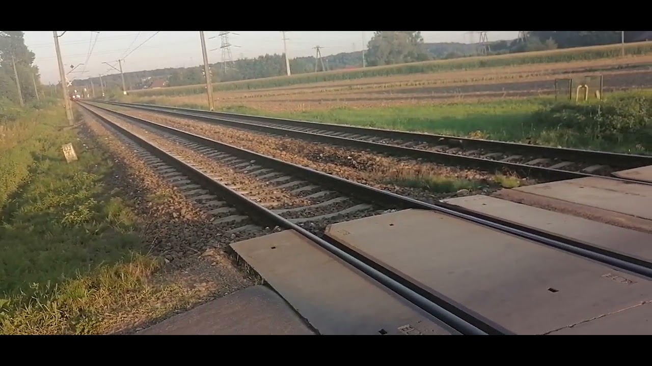 EU07-109 cargo unit z cysternami w stronę Przeciszowa + Rp1, pozdrawiam ...