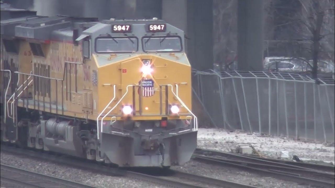 UP #5947 (New Scheme) Leads EB AEPX Coal Train. Kansas City, MO 2/3/24 - YouTube
