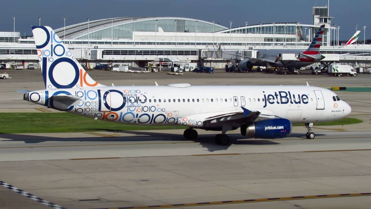 jetBlue "10 Year Anniversary" Airbus A320 [N569JB] Taxiing at O'Hare ...