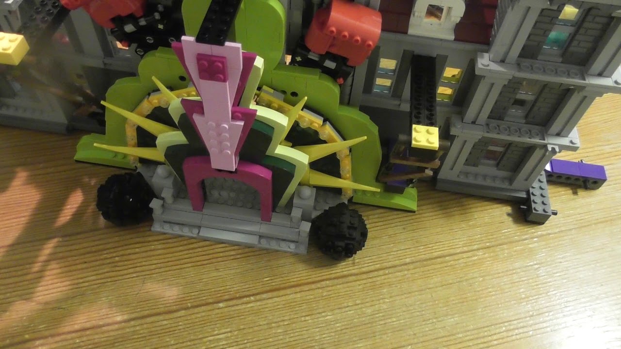 Building Lego Batman The Joker Manor SET 70922 PART 11 - YouTube