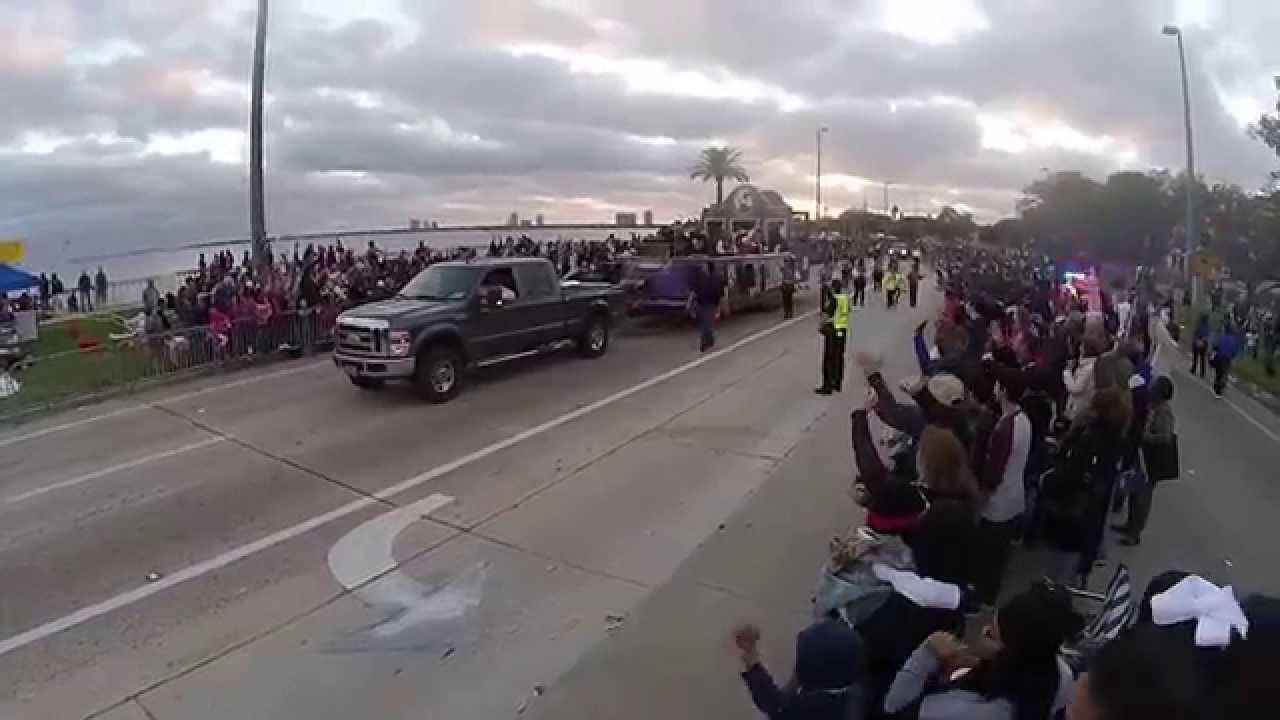 2015 Gasparilla kids parade Float #72 - YouTube