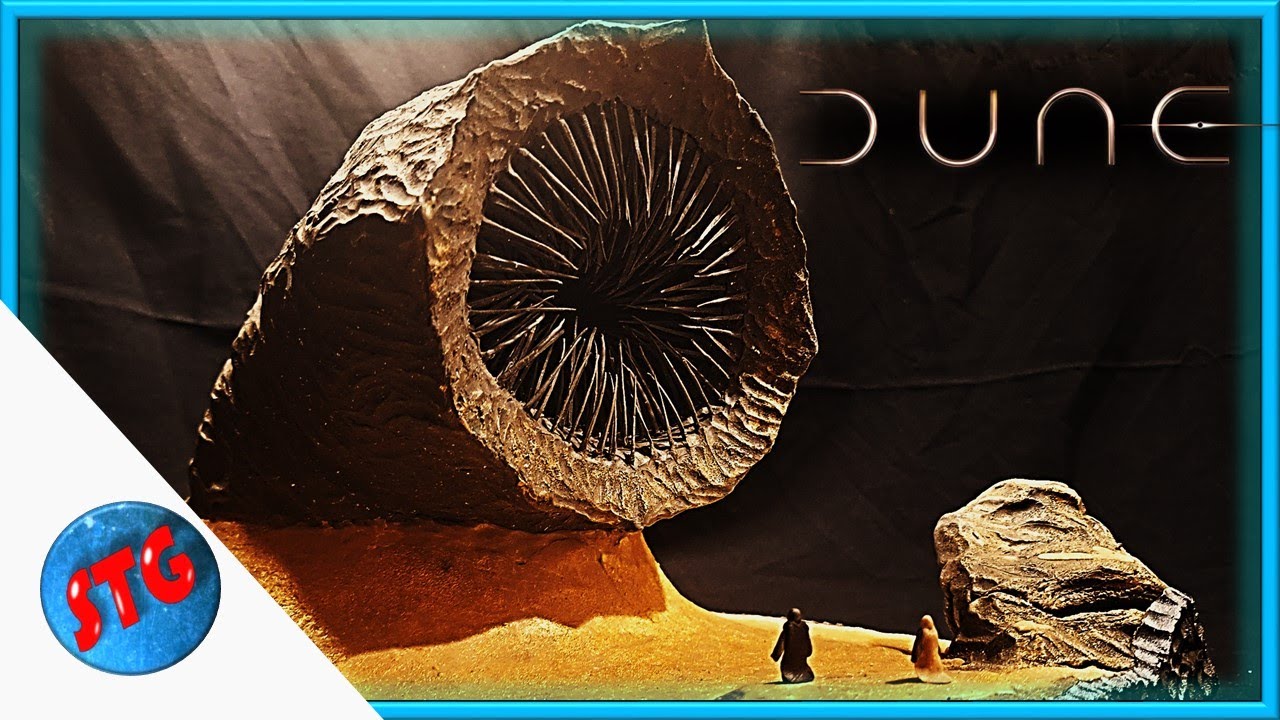 Sculpting Sandworm from DUNE - YouTube