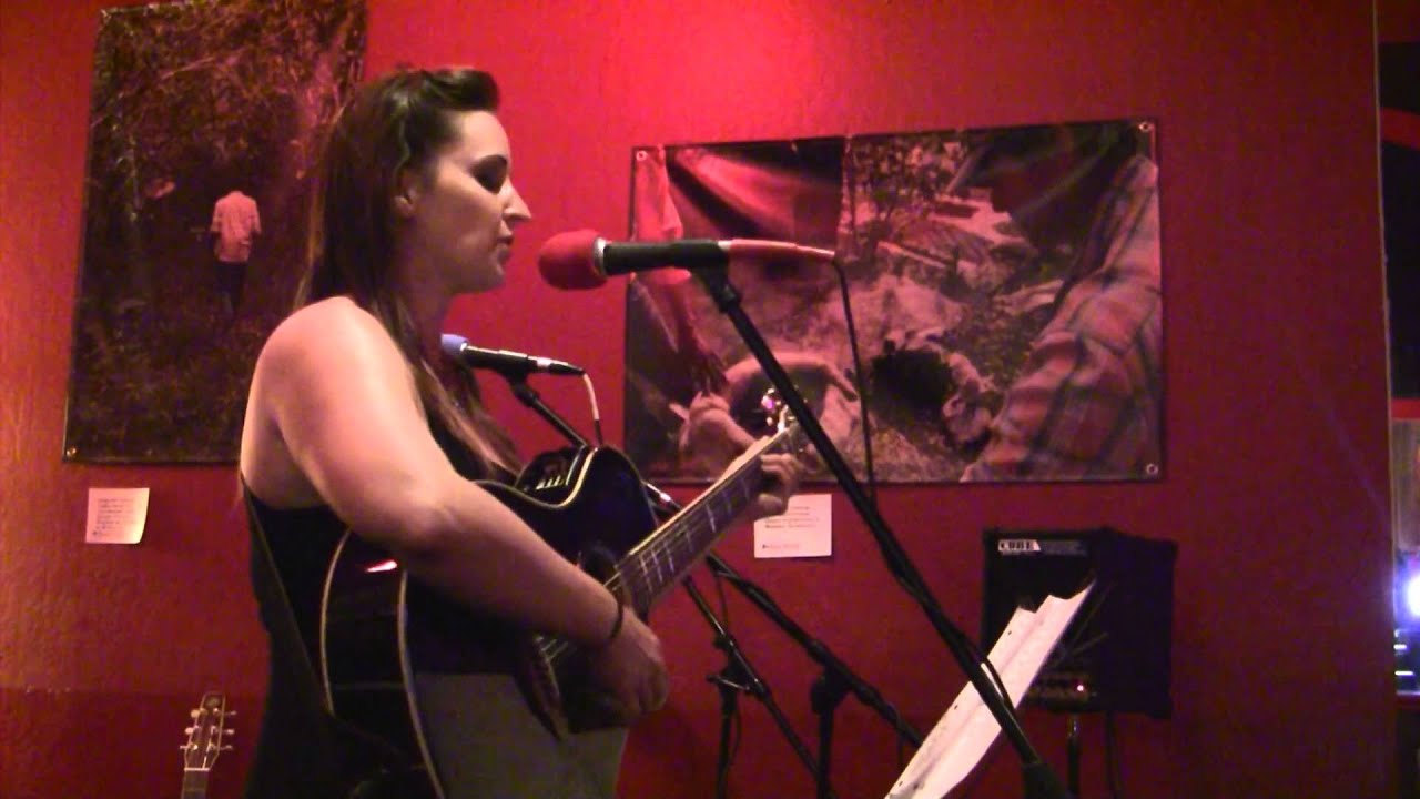 Brooke Fleming - Red Rock open mic 2013-06-17 - YouTube