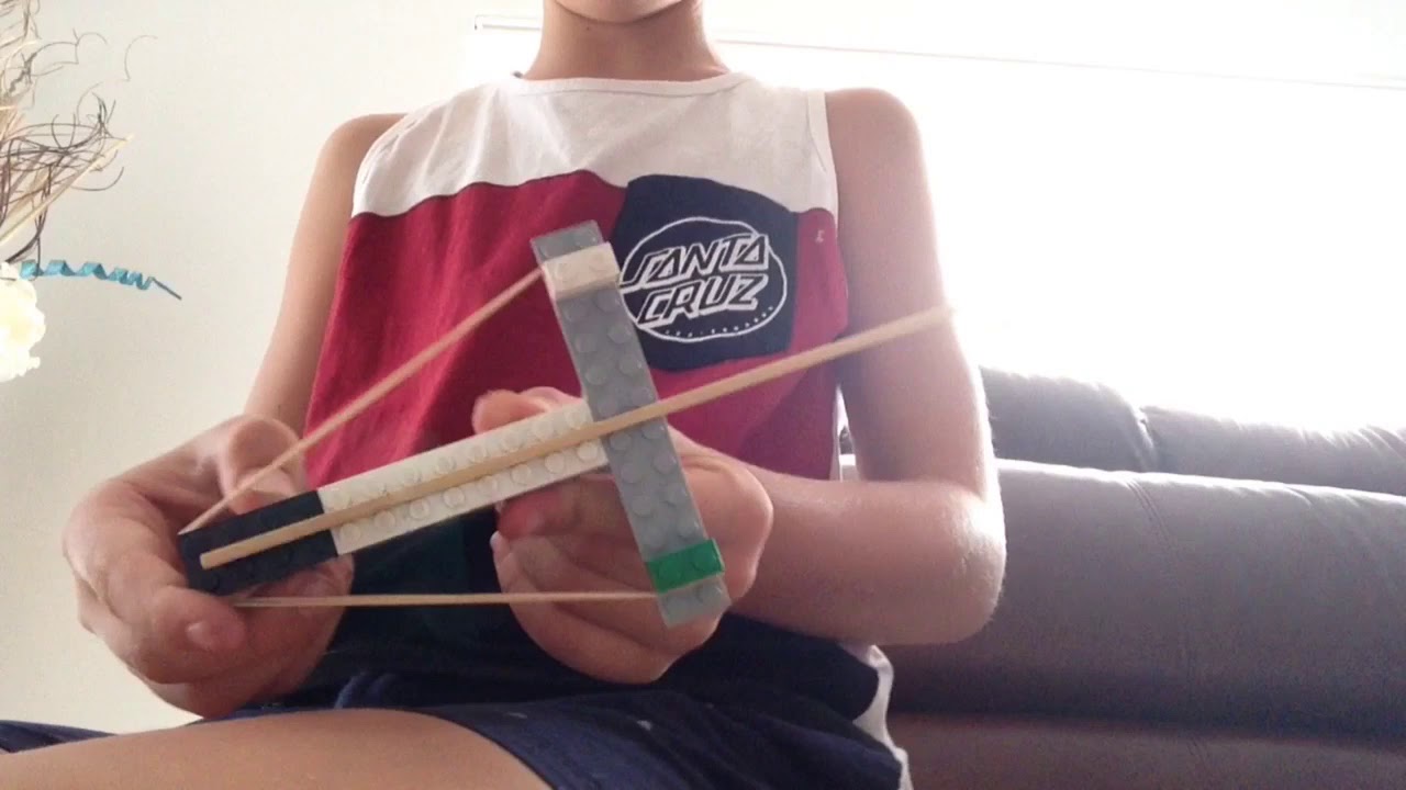 How To Make A Lego Crossbow (Fast and Easy) - YouTube