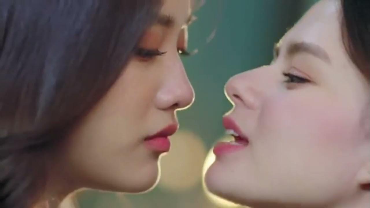 Freenbecky kissing scene - YouTube