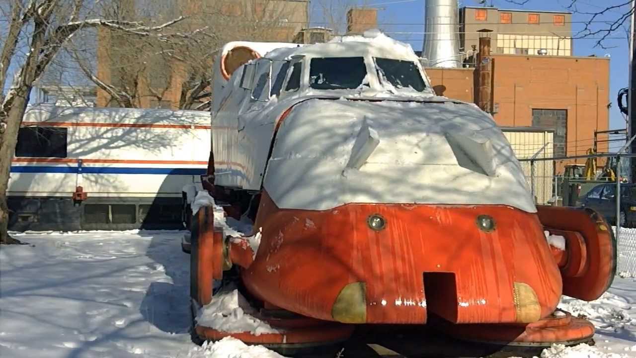 3D Hovertrains of Yesterday's Tomorrow (2D version) - YouTube