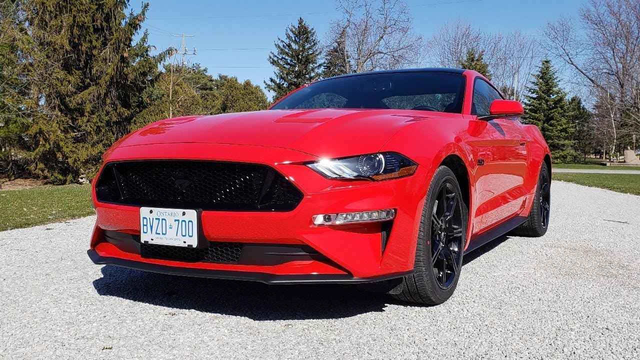 2018 Mustang GT Race Red start up/walk around - YouTube