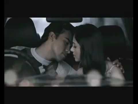 Close Up TV Commercial (3) - Paas Aao Na - Lintas, BLUE i & MOKKSHA