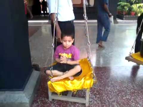 vishesh rawat Tula daan krishna temple mayur vihar - YouTube
