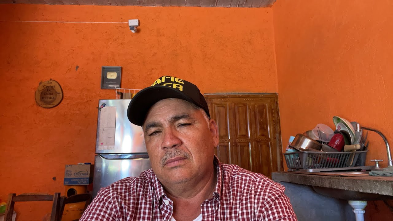 Don Paco EN SU RANCHO está en vivo - YouTube