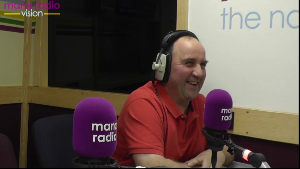 Football preview with Tony Mepham - YouTube