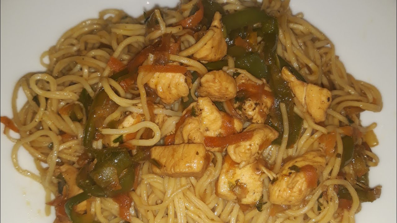 😋Noodles de pollo y verduras 🍜🌶🍗 - YouTube