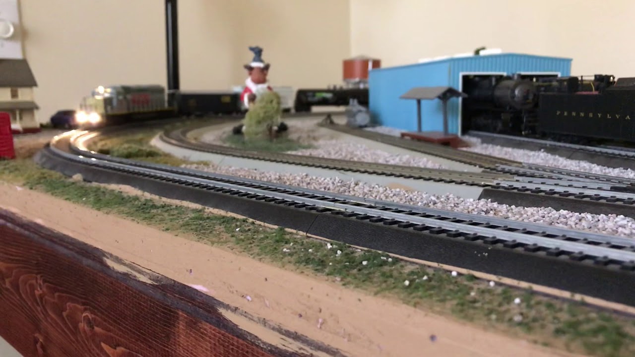 Intermountain KCS hauling tank cars - YouTube