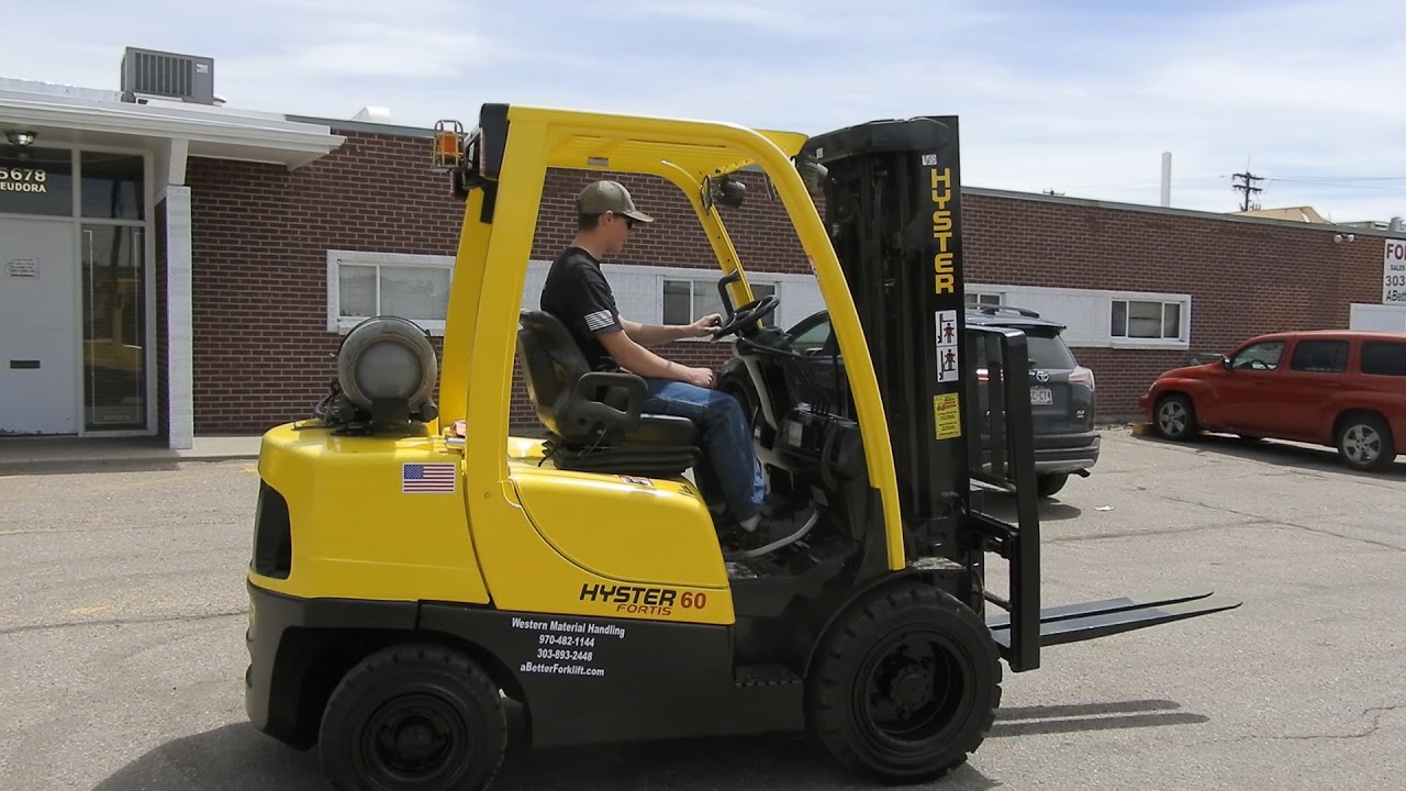 #2622 Amazing 2017 Hyster H60FT, 6K Pneumatic tire forklift - YouTube