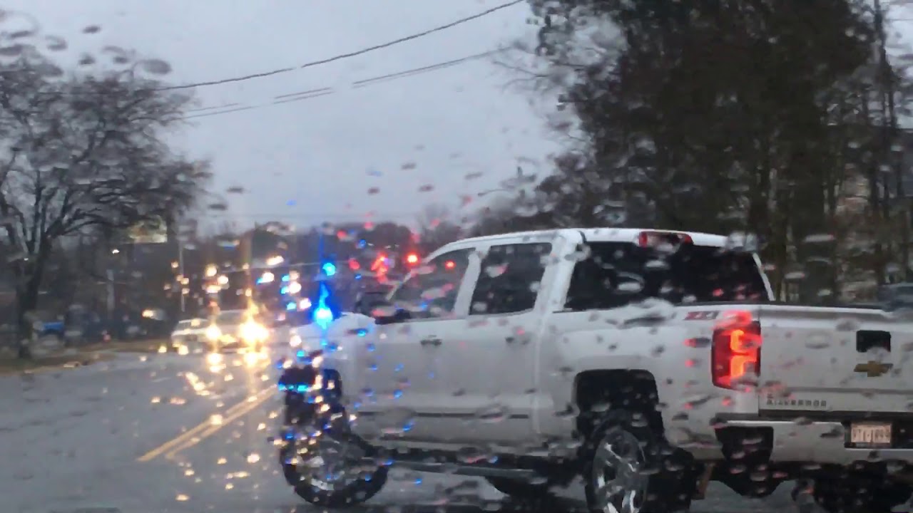 Two PPD cars blocking the road - YouTube