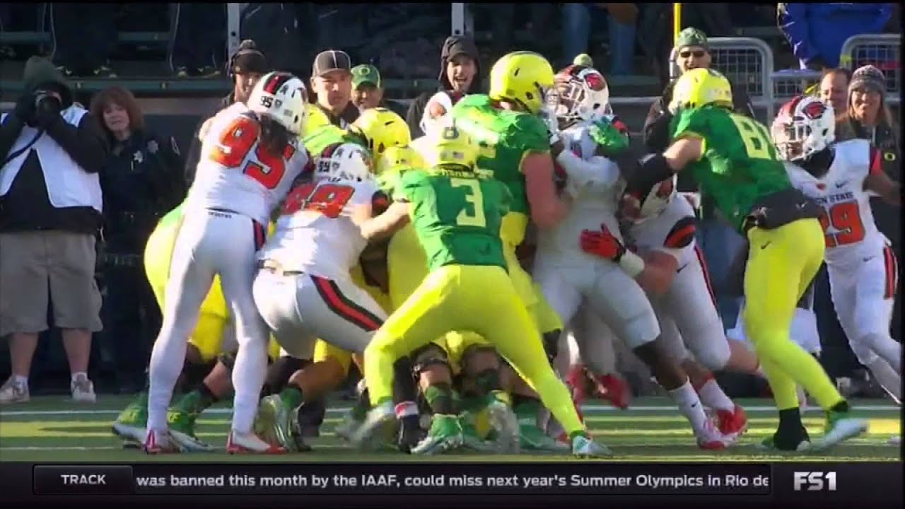 Oregon Ducks vs. Oregon State Beavers- Ducks Highlights 11/27/2015 ...