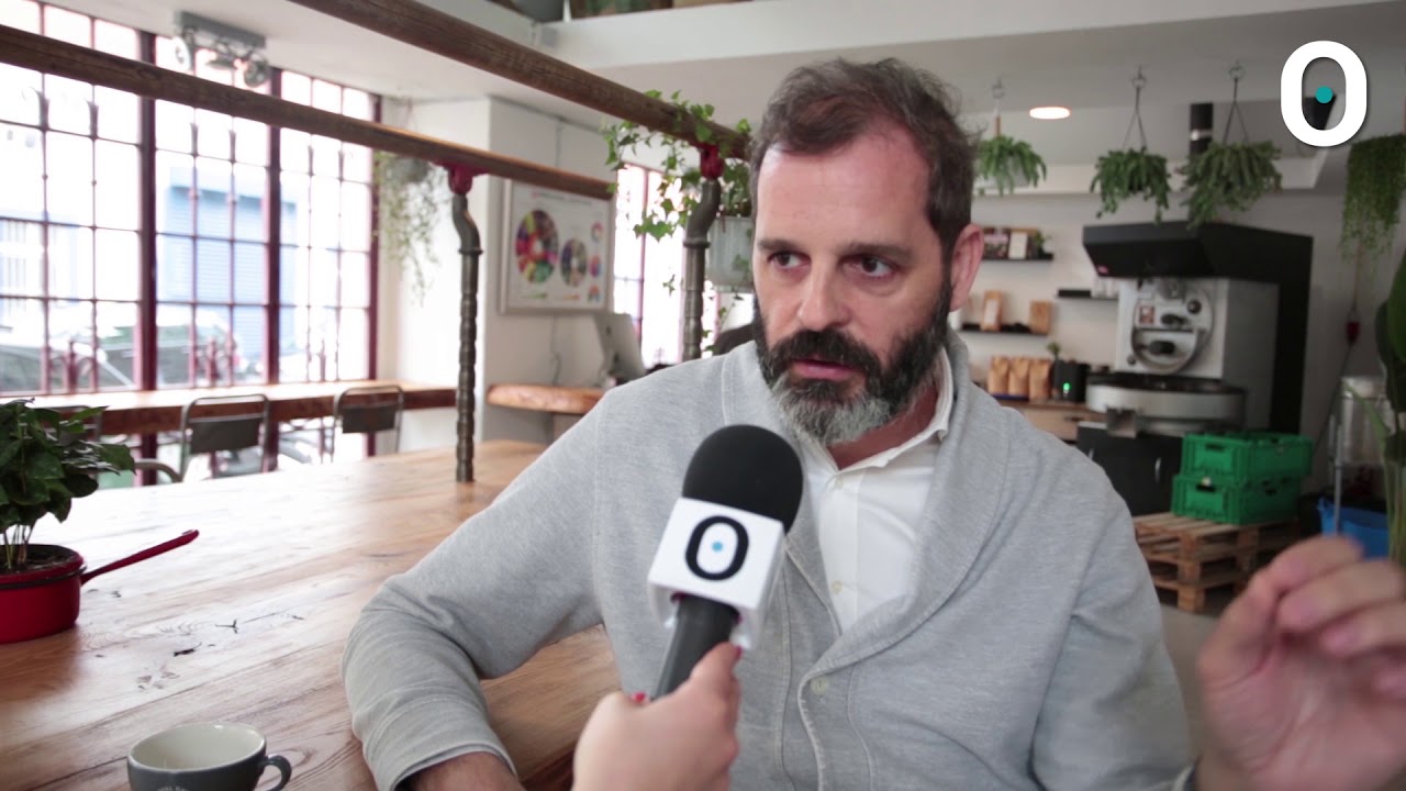 The Royal Rawness a nova coffee shop de Marvila - YouTube