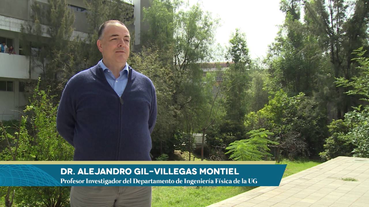 Dr. Alejandro Gil-Villegas Montiel (CiudadUG) - YouTube