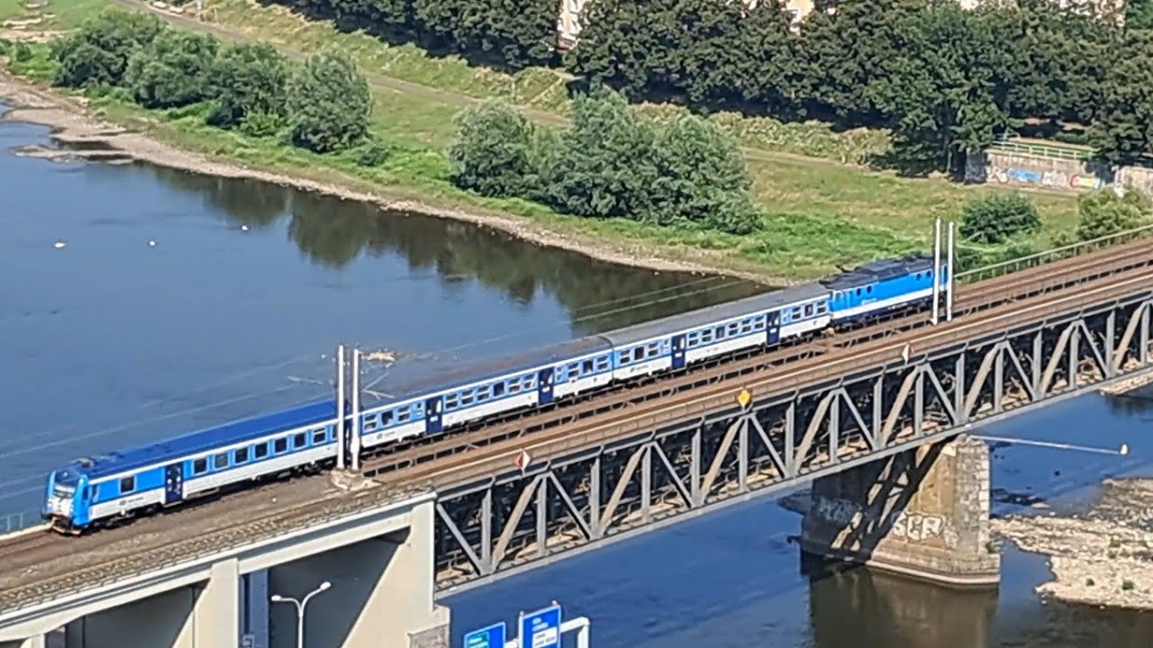 Train 83 - YouTube
