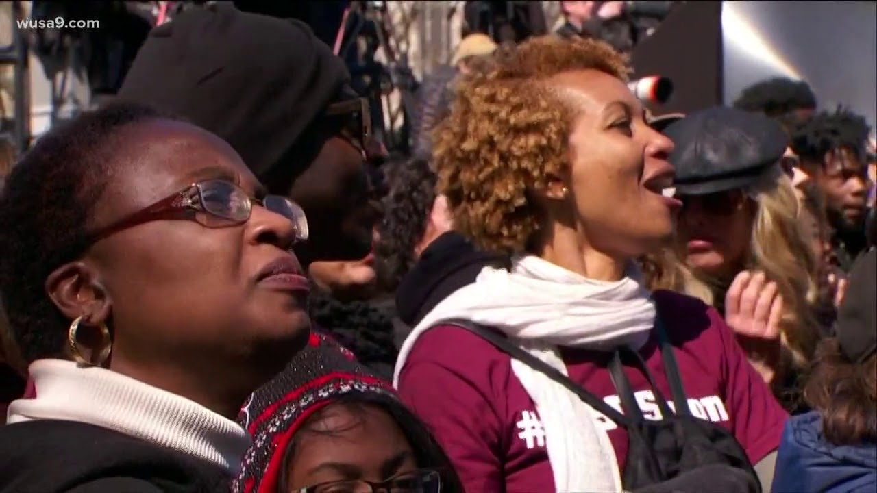 Parkland school shooting survivor Alex Wind speaks at MARCH FOR OUR ...
